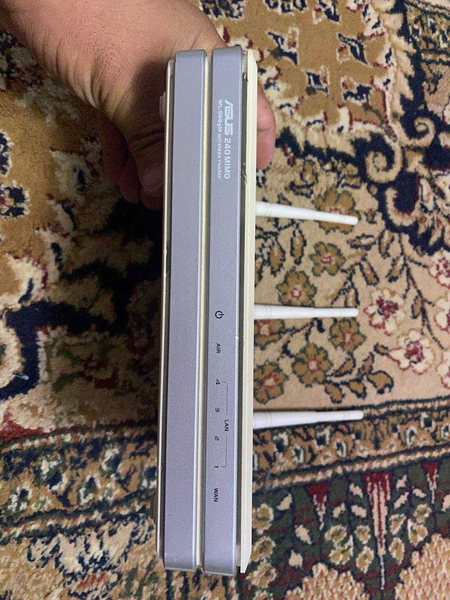 Wi-Fi роутер ASUS WL-566gM