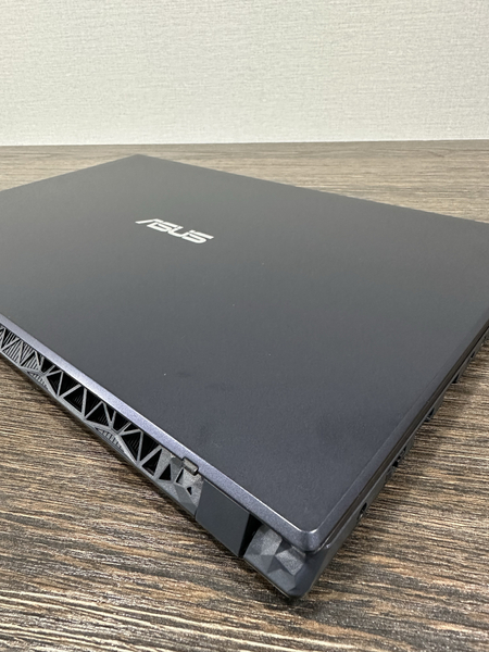 i5 ноутбук Asus X571G, подсветка клавиатуры, как новый