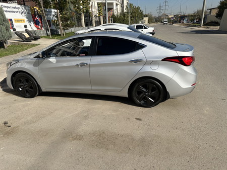 Hyundai Elantra 2014