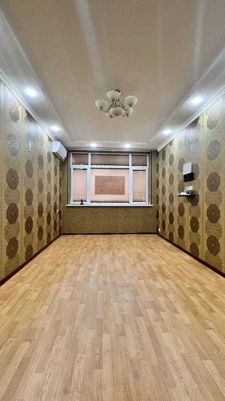В Коканде срочно продается дом с 3 комнатами и подвалом