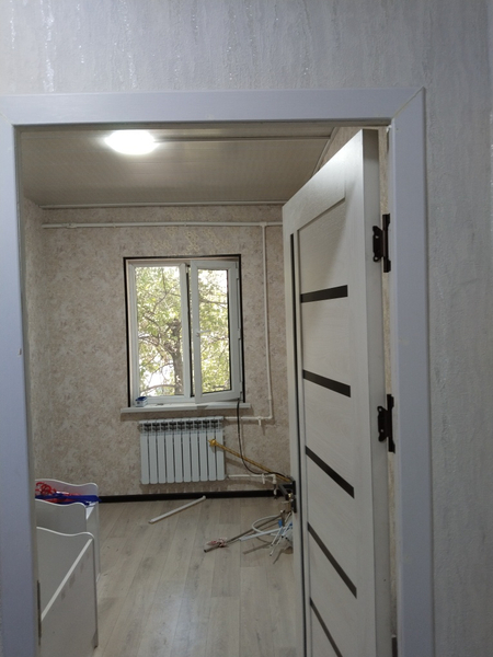 Продам 3ком на 2этаже. Дом 2-х подъездный. Спутник-9 (ю́лдаш-9)
