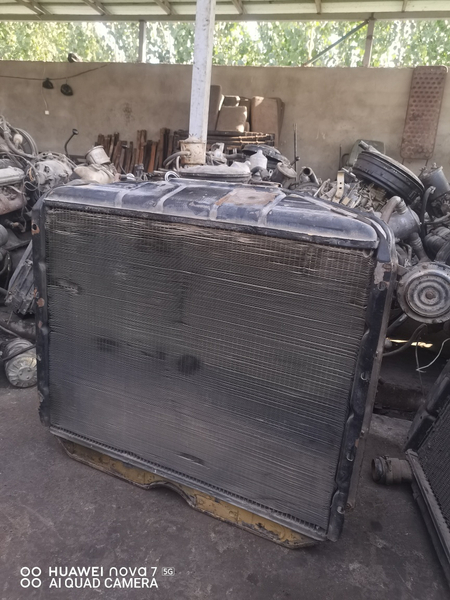Ural radiator sotiladi