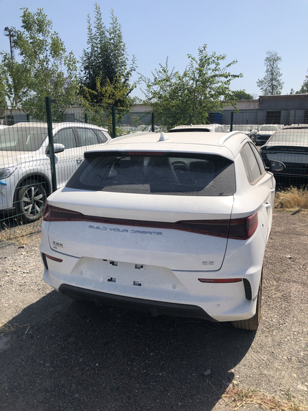 BYD e2 luxury 405 km