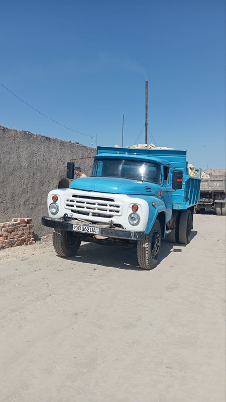 Zil sotiladi. 87-yil, SROCHNIY, narxi kelishiladi