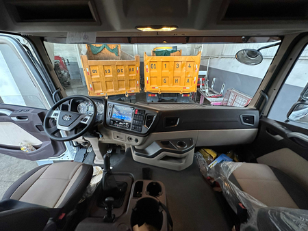 Самосвал на метане FAW JH6 6x4 CNG в наличии!