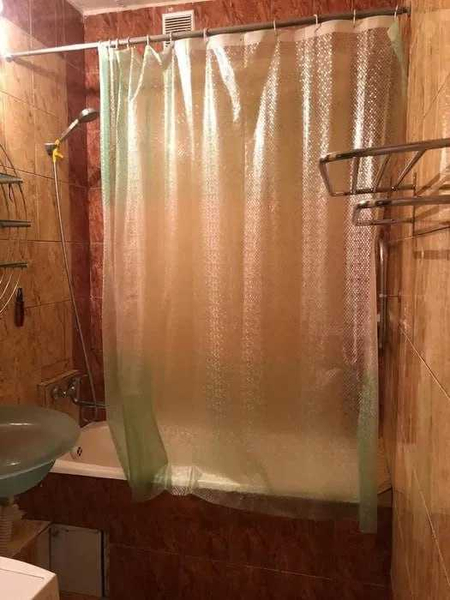 Юнус Раджабий  .3/1/4.  кирпич  - 67м² -  Метро  Космонавт