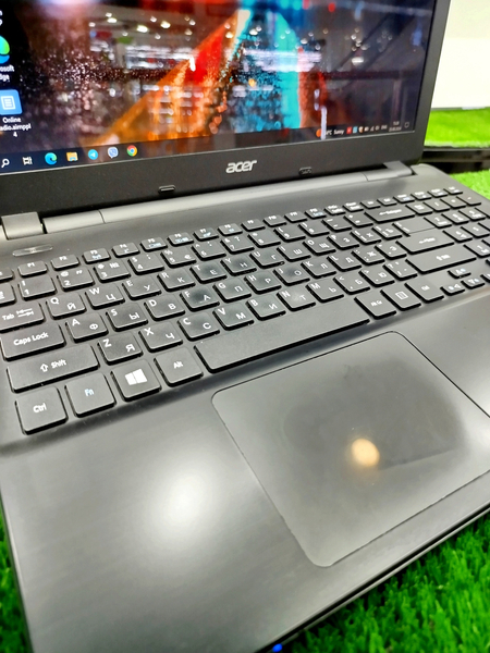 Core i3 toshli ideal holatda tinniq Acer noutbuk sotiladi Rassrochka