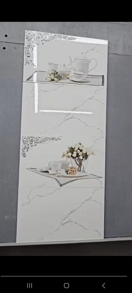 Koxniya va hamom tualet uchun kafellar bor