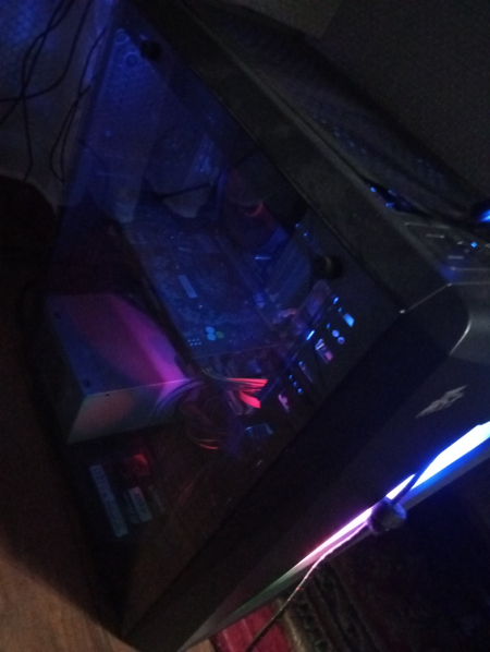 Igravoy kompyuter sotiladi gaming.