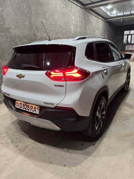 Chevrolet Tracker 2 Premier 2022 года выпуска
