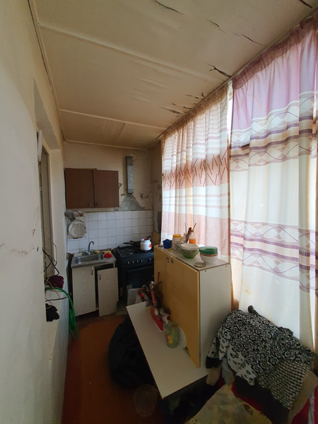 Продается квартира 1в2х комнатная на Юнусабаде 15