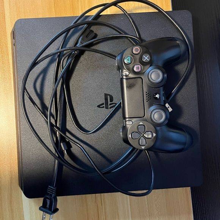 Playstation 4 уже с играми