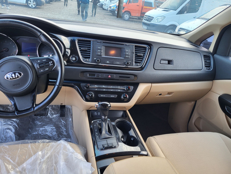 KIA Carnival 2016