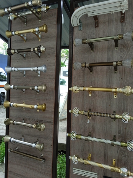 Карнизы для штор и аксессуары
