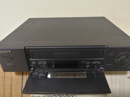 Видео магнитофон Sony