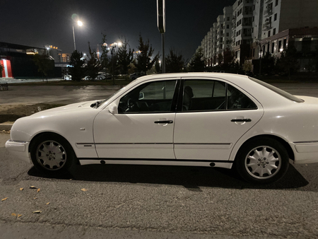 Срочно продам Mercedes-Benz E320 W210, кредит, обмен приветствуется