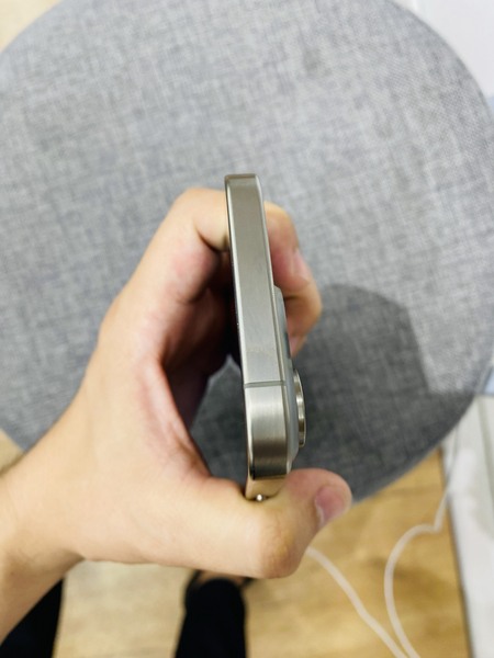 Iphone 15 Pro 256gb 9-Sikl Natural CH/A 100% Apple Expert
