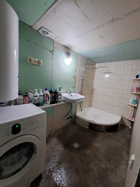 Xovli Sotiladi Yakkasaroyda srocna