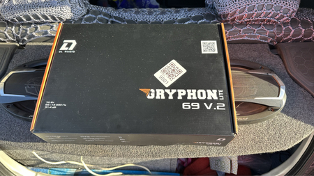 Эстрадные динамики DL Audio Gryphon