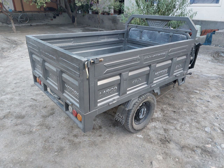 Elektro skuter sotildi 1t