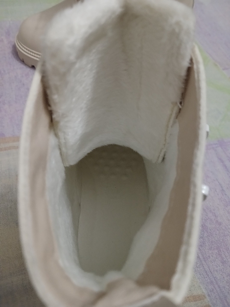 Продам женские сапоги