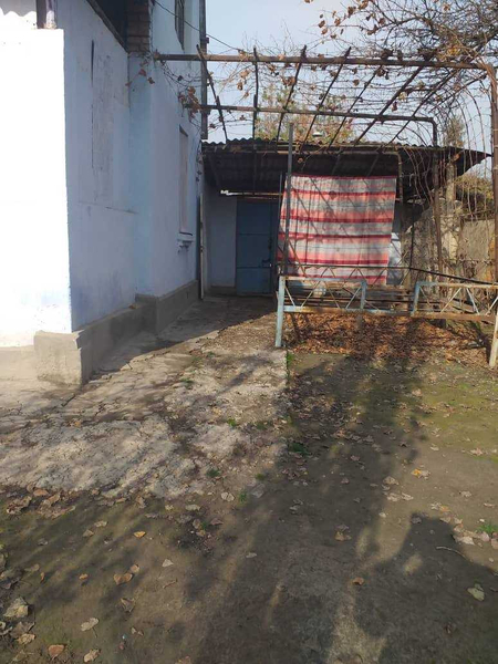 Продается участок в М.Улугбекском районе 5 сот. размер 18*27