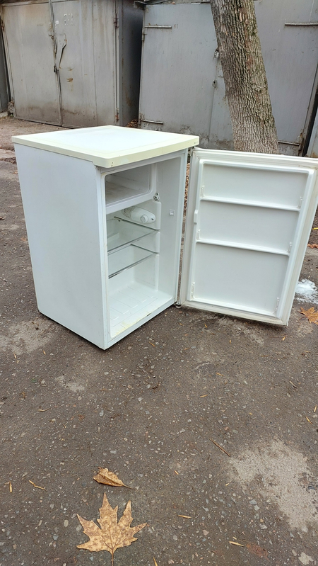 Продаётся холодильник артел