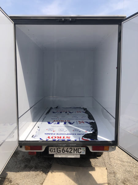 Labo yuk furgon bez probeg metan gazi bor