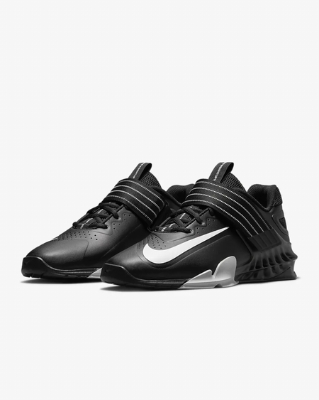 Кроссовки Nike Savaleos мужские