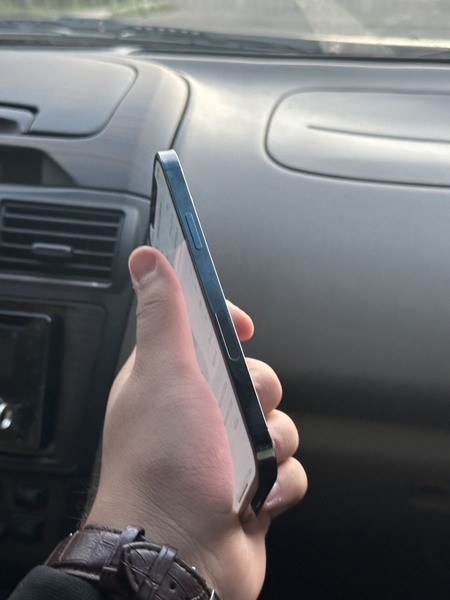 Iphone 12 pro 311$