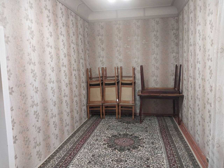 Срочно  Она-болада Уткир махаллада уй сотилади.