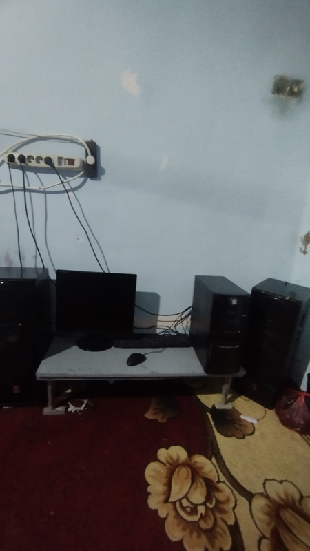 lg manitor qirilgan joyi bor bilinmidi