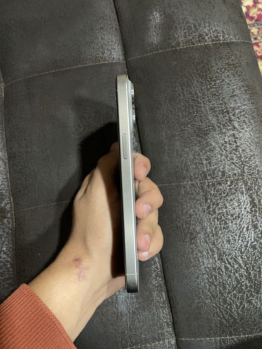 iPhone 15 pro max natural titanium 256