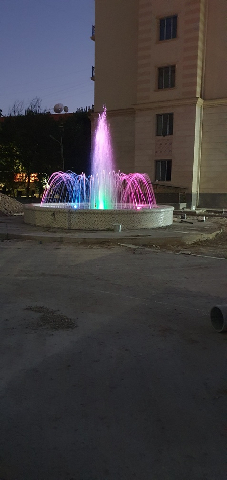 Бассейн, фонтан курамиз