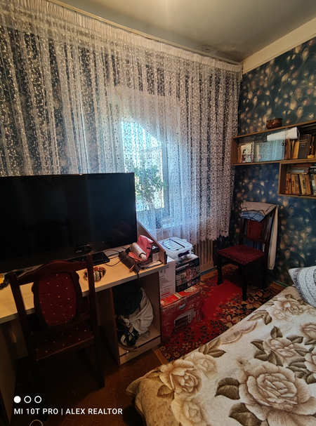 Продам 2в3 ком Сергели 8 Хокимият 65м² среднее состояние