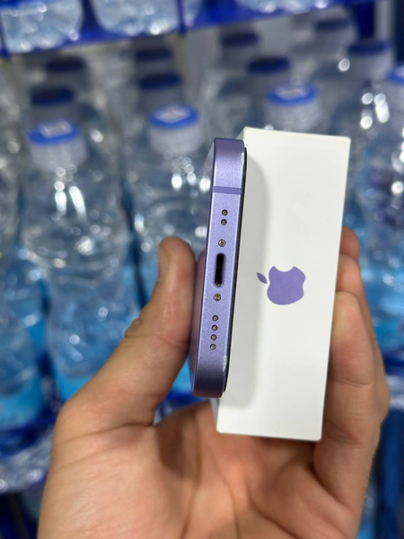iPhone 12 mini 128 GB сотилади.