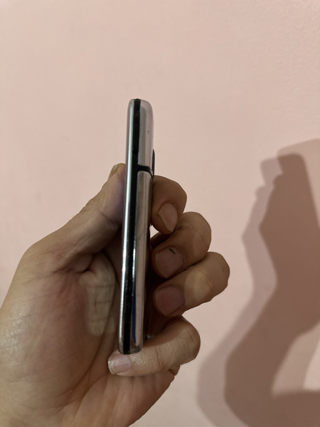 Nokia 67 00 retro xolati yaxshi