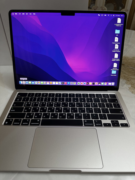 Продам Свой Macbook Air M2 состояние идеальное никаких дефектов нету.