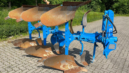 Lemken Opal 110 Belarus, Case Puma,Claas Arian, John Deere tortadi
