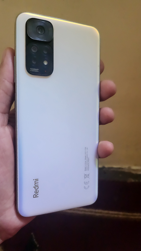 Redmi not 11s sotiladi karobka dakumentlari bor.