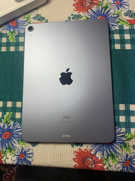 ipad air 4  64 gb
