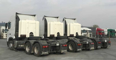Тягач Howo T7H 6x4 CNG газовый на метане, подушка