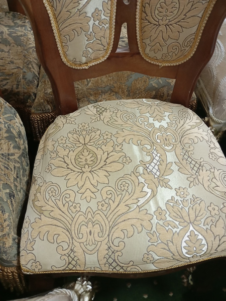 Продам стол и стулья