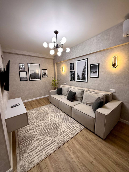 Продам квартиру 2/3/4/55м2 Ц-4 кафе Централ Алайский рынок метро минор