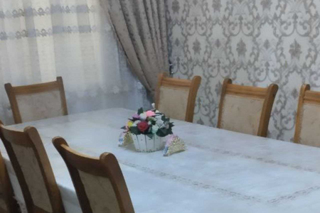 谷 129960 谷 Algaritm 31 kvartalda kvartira sotiladi 3/4/4 70 м²