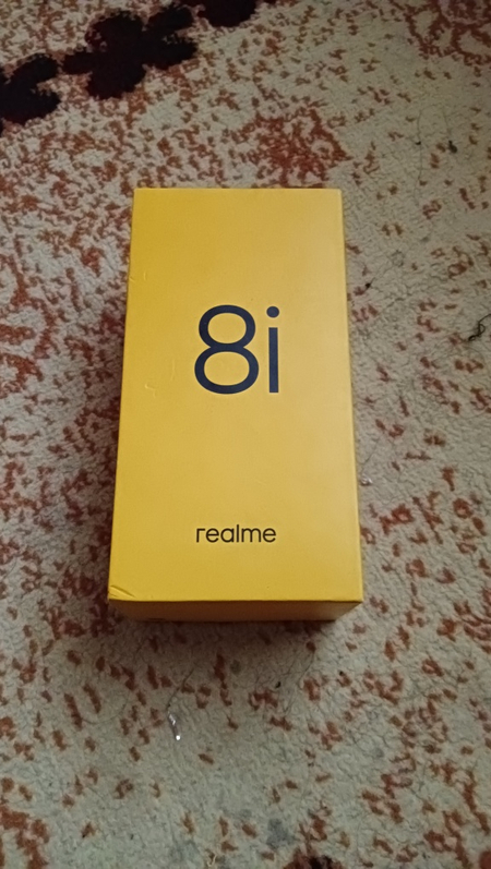 Realme 8i 2022 bir qoʻl ishlagan