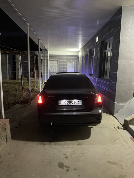 Lacetti 1.8 avtomat 3 pazitsa Sotiladi !