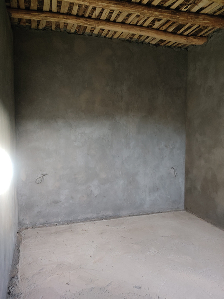 1.1 sotix uy sotiladi