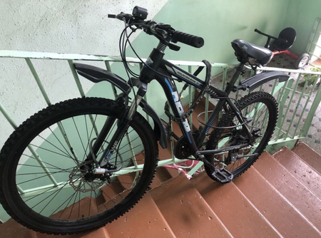 Velosiped sotiladi holati zor