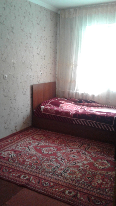Юнусабод 6-кв 4/1/4 сотилади.
